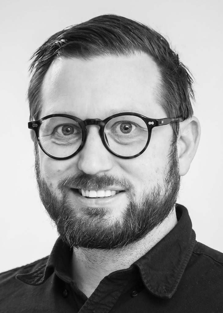 Board of directors and management team - SIBS AB